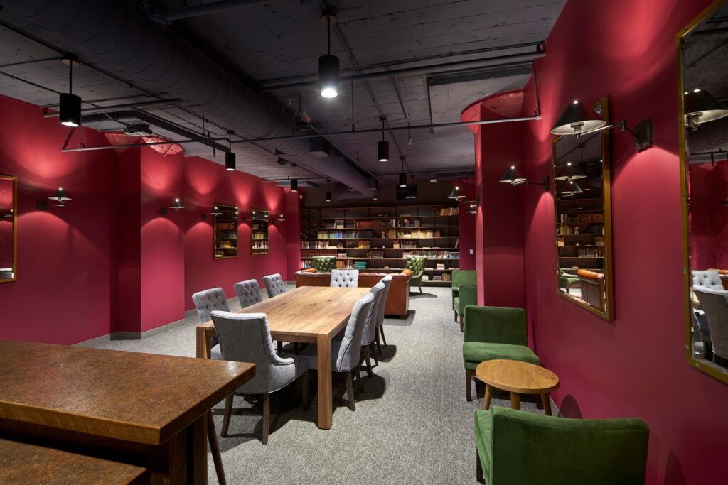 Lyft（リフト）のユニークな色彩の本社オフィス – カリフォルニア州サンフランシスコ - OFFICELOVERS