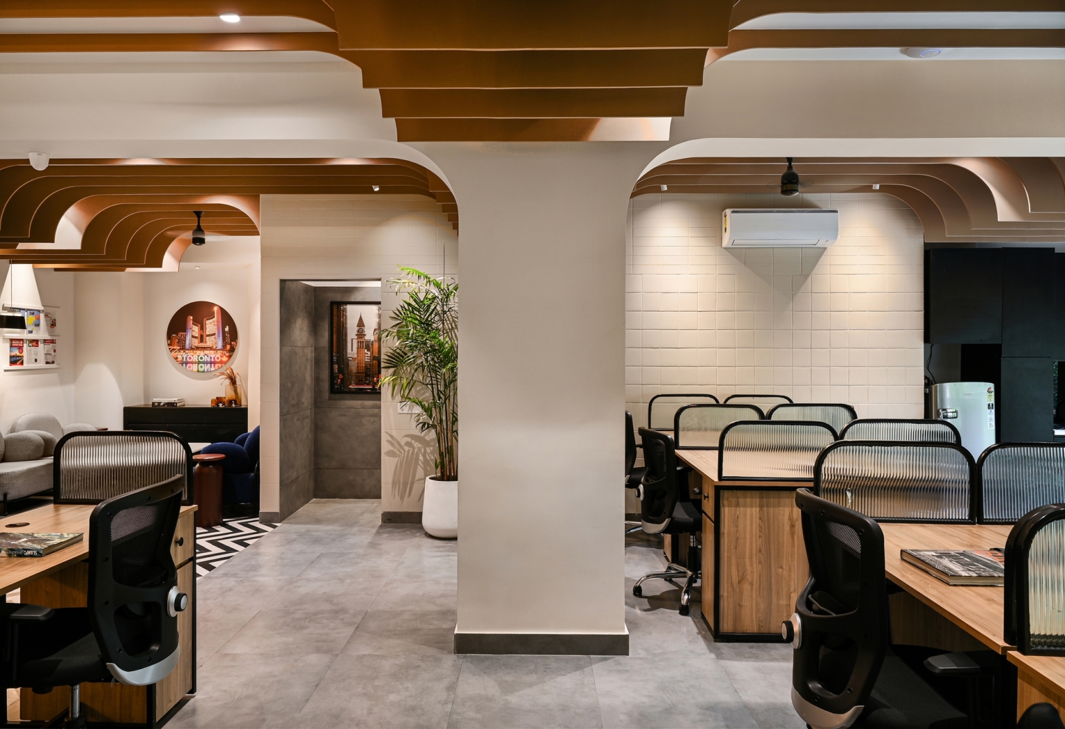 【Centennial College Canadaのオフィスデザイン】ブティックホテルの様な大胆で洗練されたオフィス- インド, ベンガルール - OFFICELOVERS