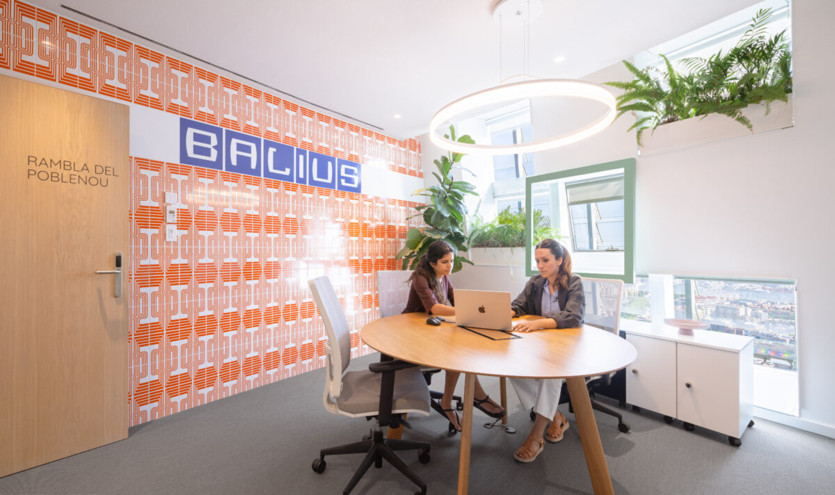 【LOOMのコワーキングスペースデザイン】新世代のデジタルネイティブのニーズを満たすオフィス- スペイン, バルセロナ - OFFICELOVERS
