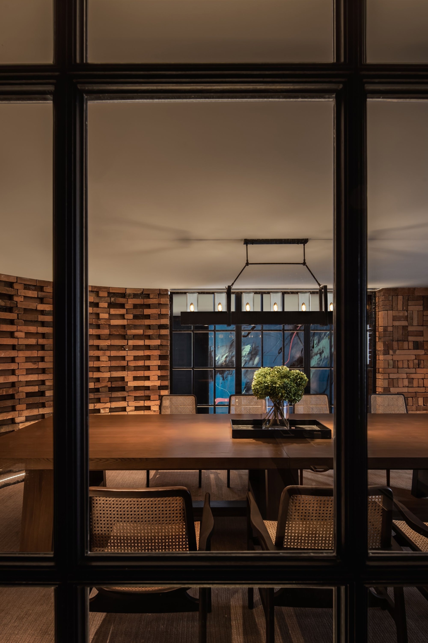 【CCD本社 のオフィスデザイン】エレガントで印象的なワークプレイス- 中国, 深圳 - OFFICELOVERS